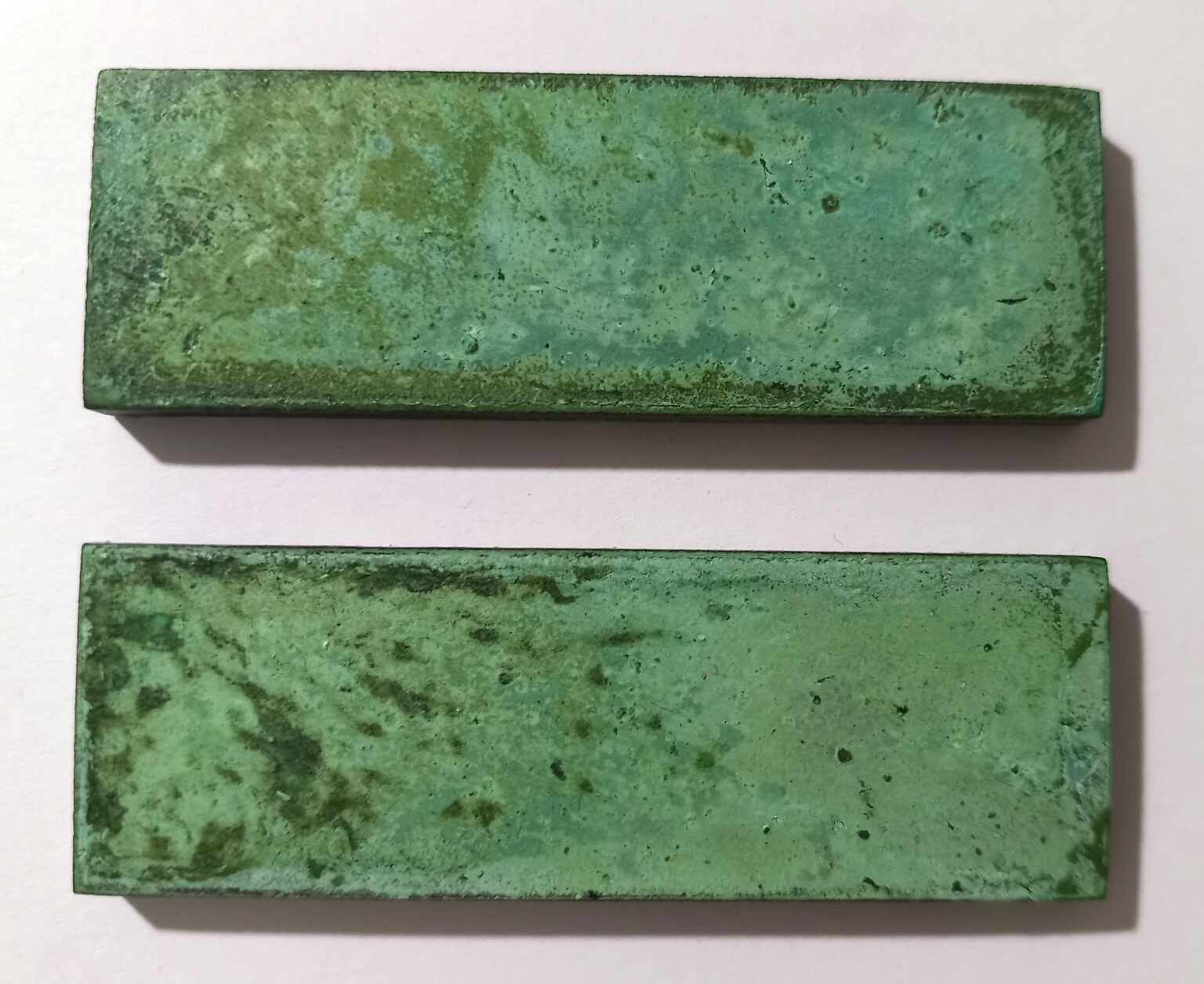 Swatch samples of Traditional Patina Bronze | METAL LETTERS